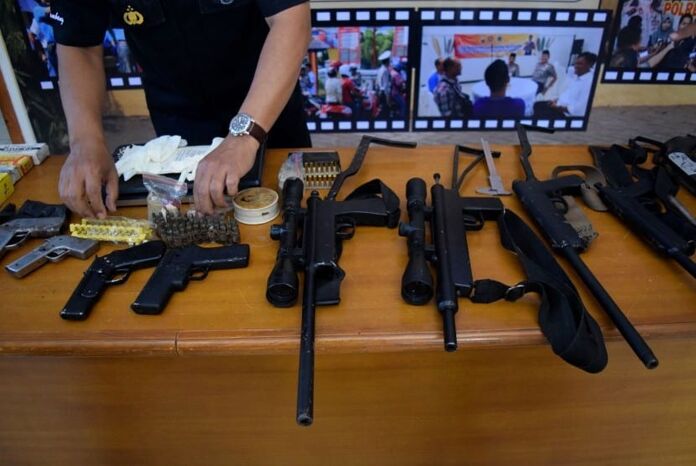 Polisi Tangkap Pemasok Senjata Separatis Papua | Harakatuna.com Polisi Tangkap Pemasok Senjata Separatis Papua | Harakatuna.com